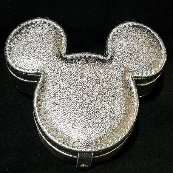 BaubleBar | Storage & Organization | Baublebar Mickey Mouse Disney ...